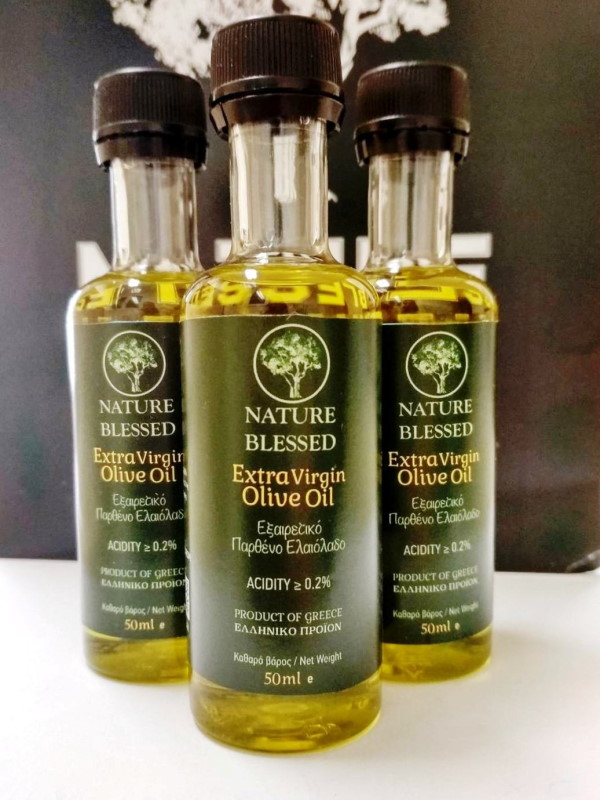 ΝΕΟ ΜΙΝΙ ΜΠΟΥΚΑΛΙ ΕΛΑΙΟΛΑΔΟΥ 50ML ΓΙΑ ΤΟ ΤΡΑΠΕΖΙ ΤΟΥ ΕΣΤΙΑΤΟΡΙΟΥ…ΚΑΙ ...